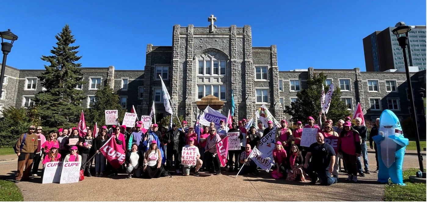 3912 SMU PT Strike Day 2 - CUPE 3912